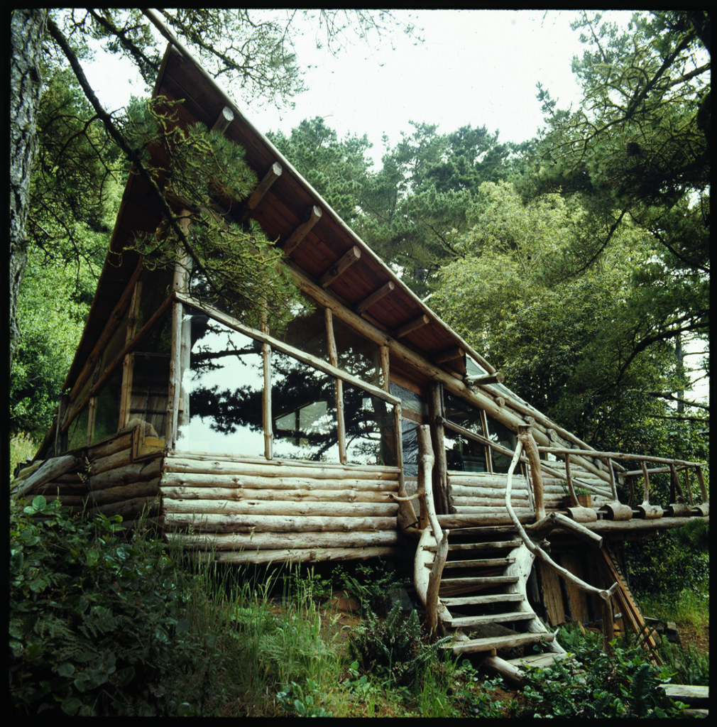 Berkeley Hippie Sculpture - SPACES Magazine